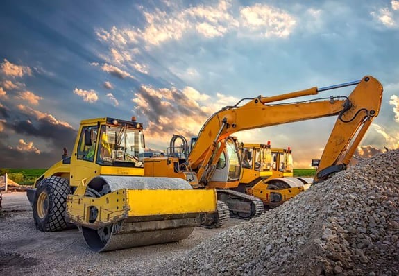 Heavy Equipment Finance for Dump Trucks, Excavators, Dozers & More